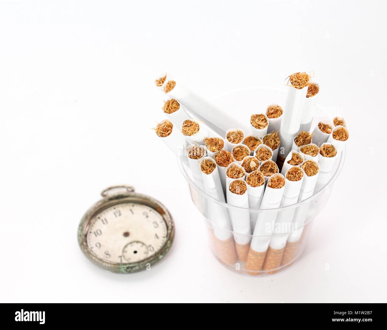 Cigarettes clock hi-res stock photography and images - Alamy