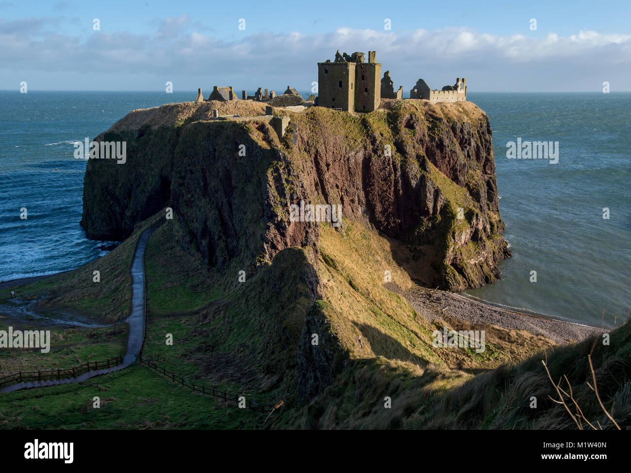 Dunnottar Castle, ruined medieval fortress near Stonehaven on cliff ...
