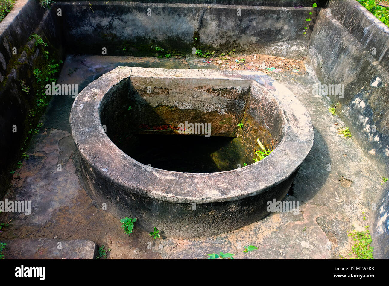Indian old concrete pit (ground water catchment, water well Stock Photo ...