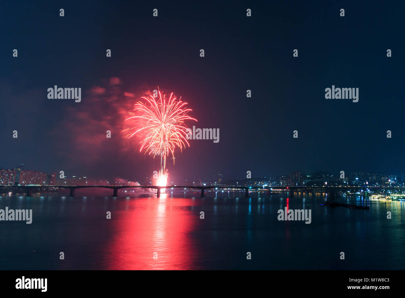 Seoul Firework festival in 2017, a magnificent fireworks extravaganza ...