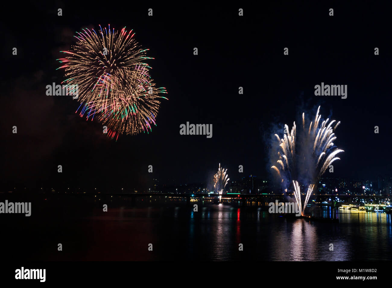 Seoul Firework festival in 2017, a magnificent fireworks extravaganza ...