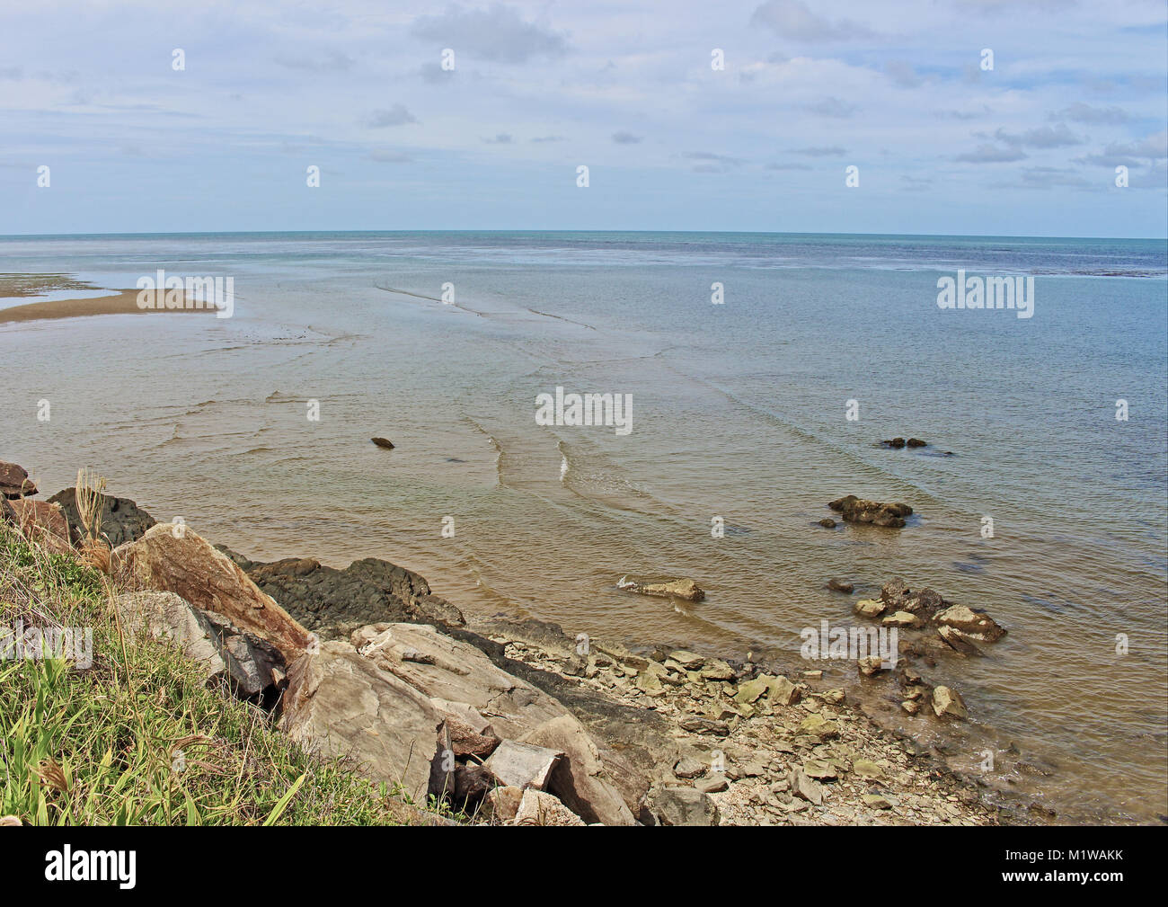 The lower Alexandra Reefs section of coastline on the Captain Cook ...