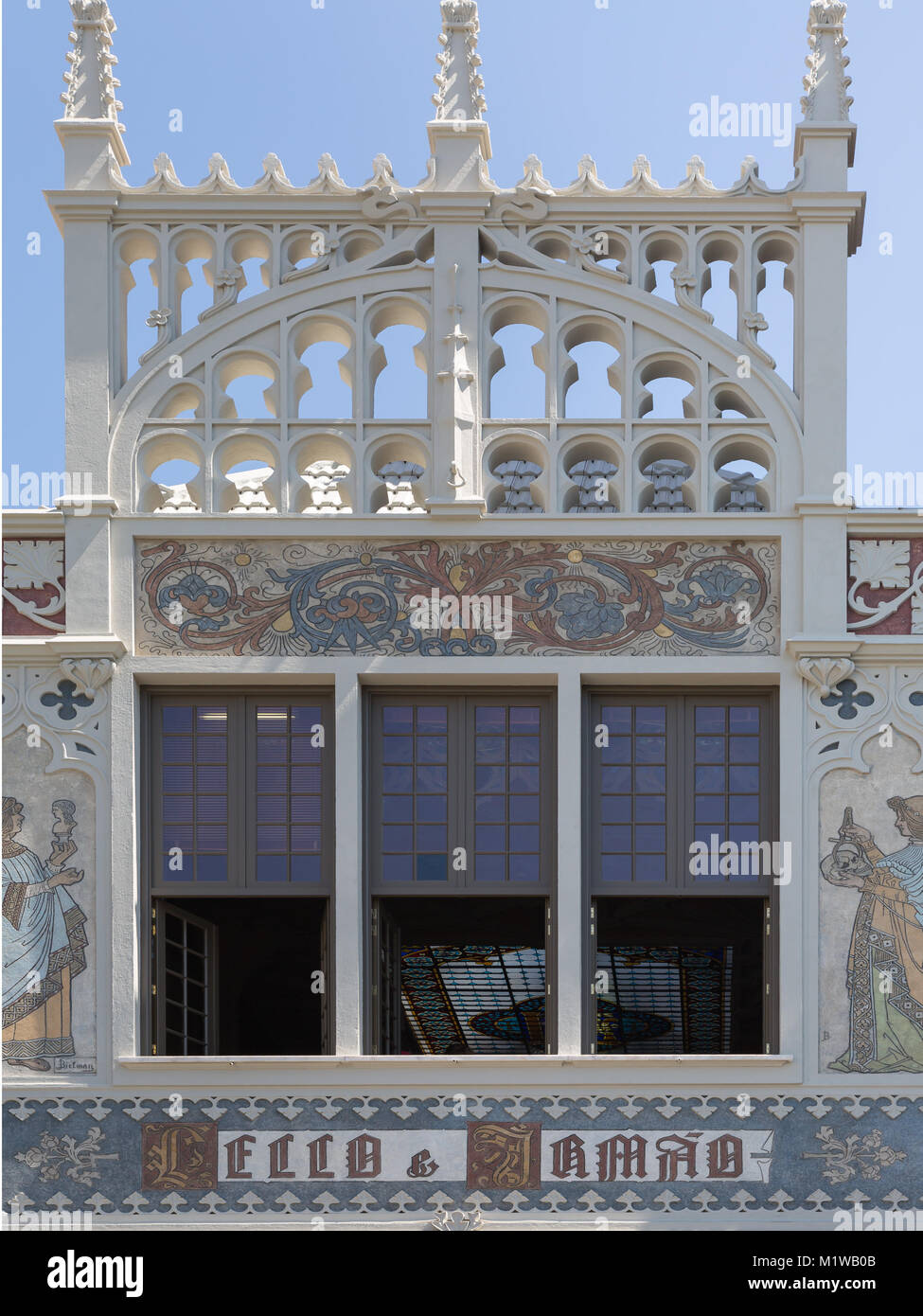 Exterior livraria lello irmao bookshop hi-res stock photography and ...
