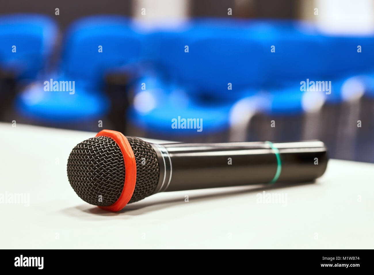 Auditorium broadcast hi-res stock photography and images - Alamy