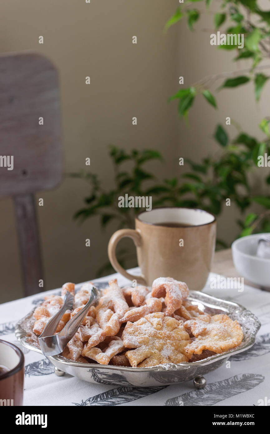 Angel shaped biscuits hi-res stock photography and images - Alamy