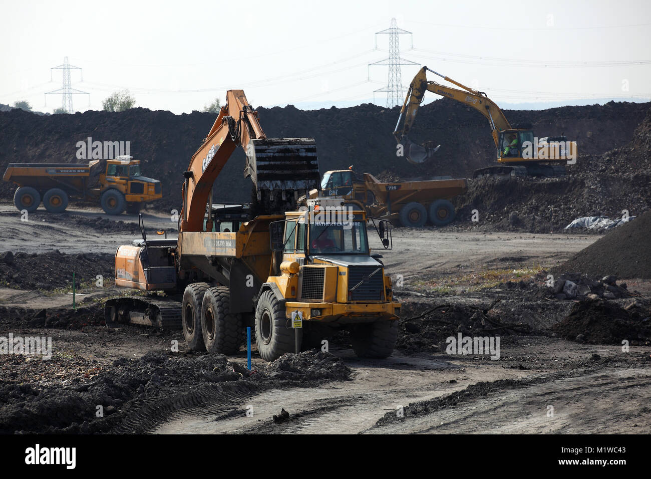Rear Tipping Dump Truck Stock Photo - Alamy