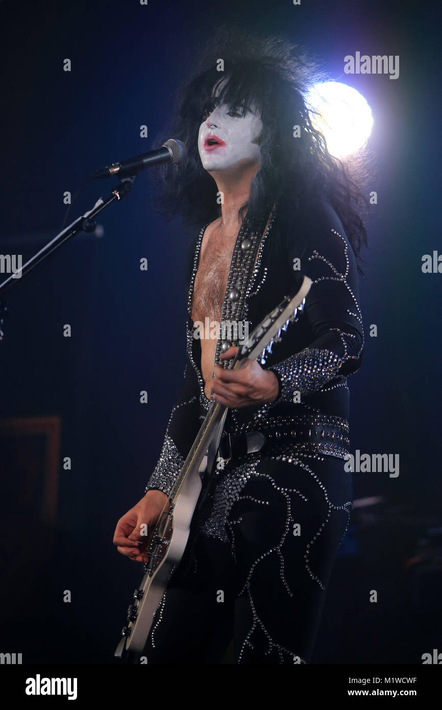 Hotter Than Hell, (Rory Judge, Marty McStravick, David Jeffers and ...