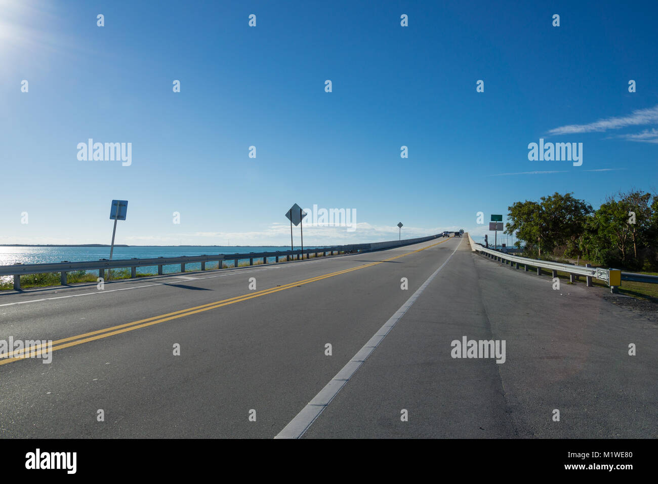 USA, Florida, Overseas highway bridge over the tropical ocean of ...