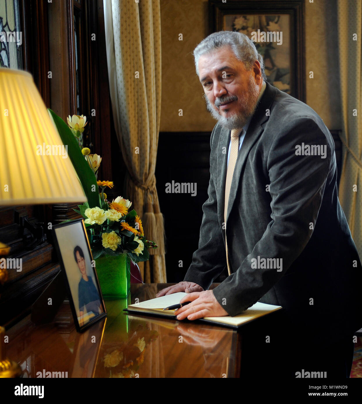 Fidel castro díaz balart hi-res stock photography and images - Alamy