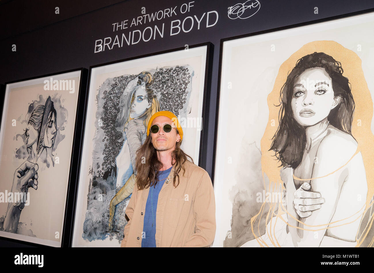 Lead singer brandon boyd incubus hi-res stock photography and images ...