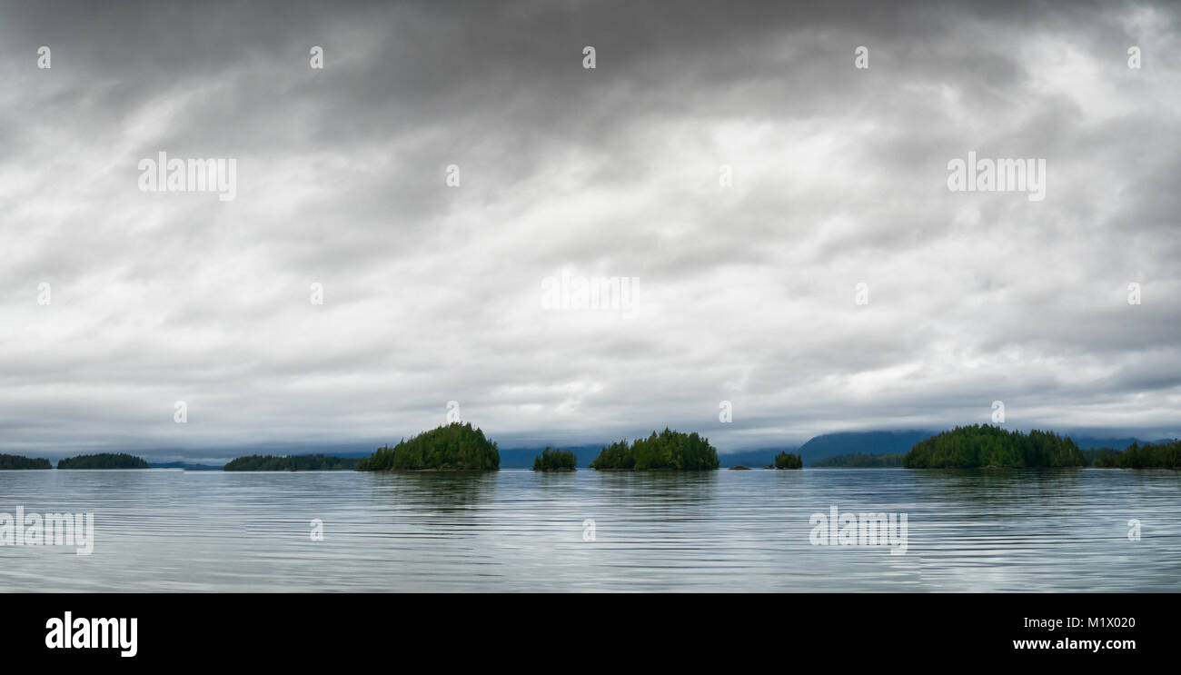 Broken group islands vancouver island hi-res stock photography and ...