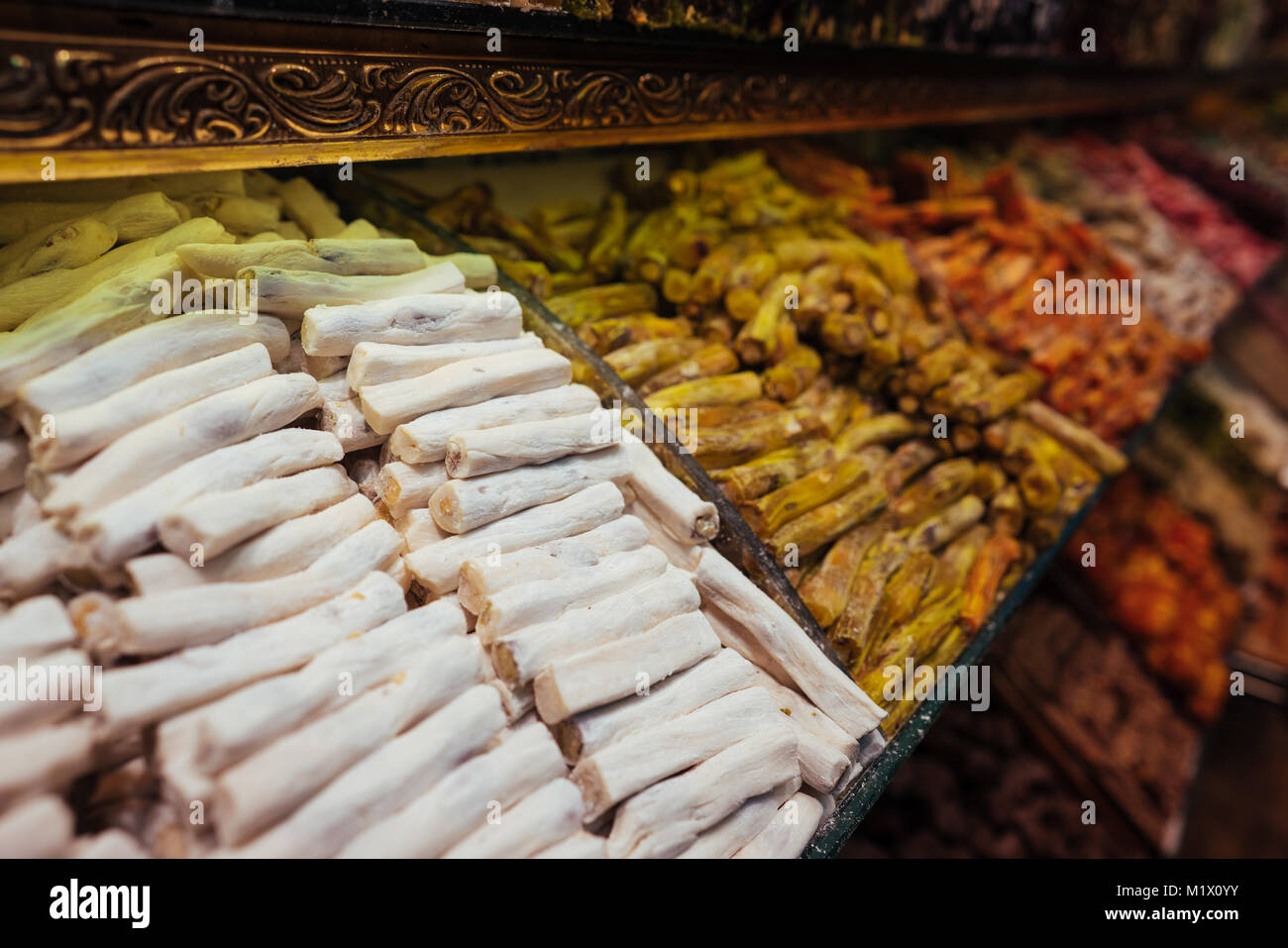 Turkish delight in Istanbul Grand Bazaar Stock Photo - Alamy