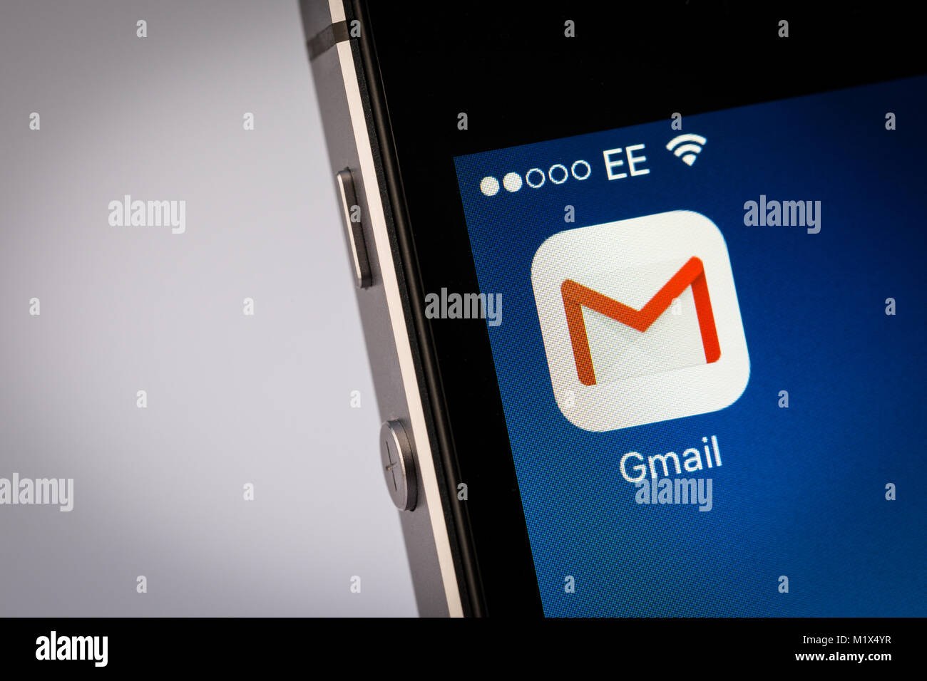 Gmail app logo hi-res stock photography and images - Alamy