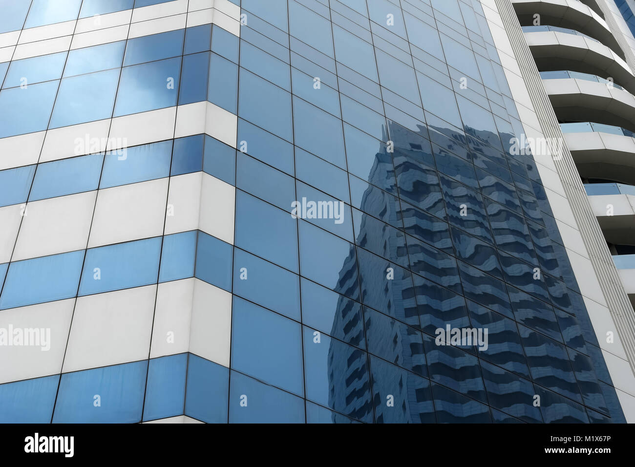 Large official building hi-res stock photography and images - Alamy