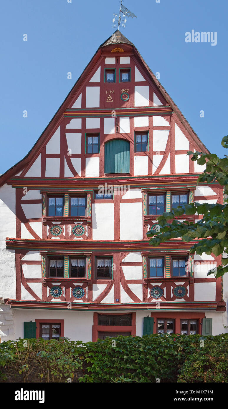 Half timber architecture hi-res stock photography and images - Alamy