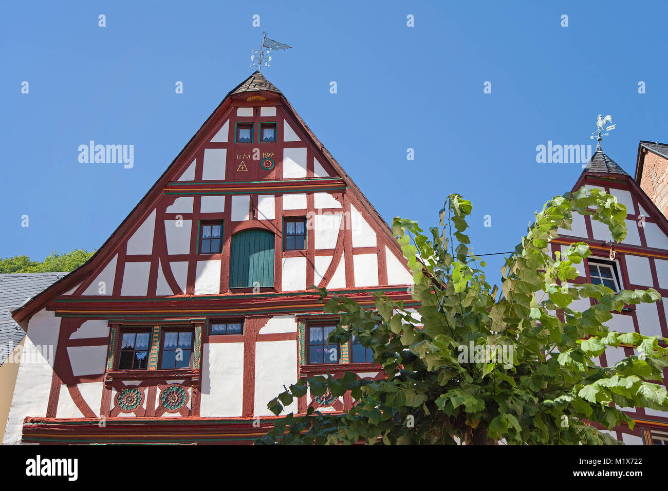 Half timber architecture hi-res stock photography and images - Alamy