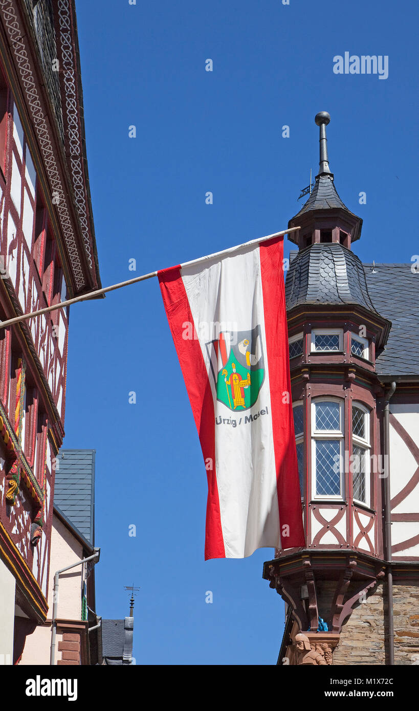 Hanging village hi-res stock photography and images - Alamy