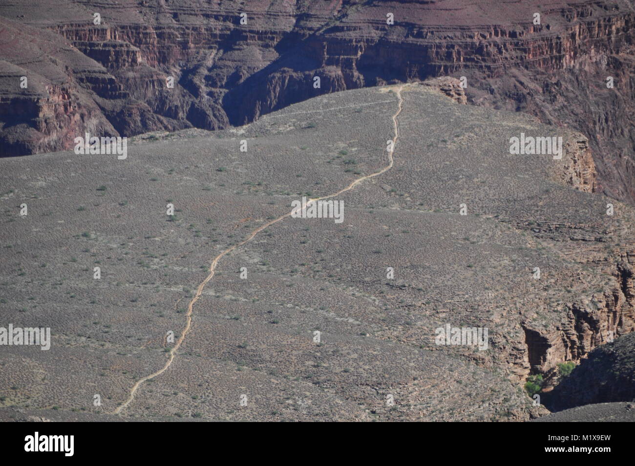 Plateau Point Trail heading towards Plateau Point, Grand Canyon ...