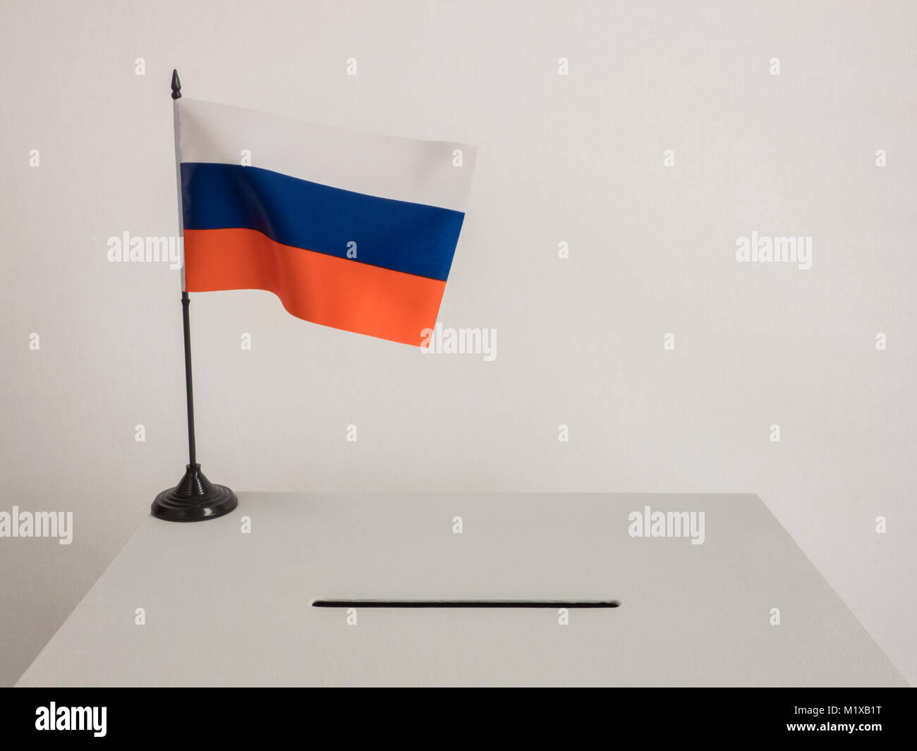 Ballot box with national flag of Russia. Presidential election in 2018 ...
