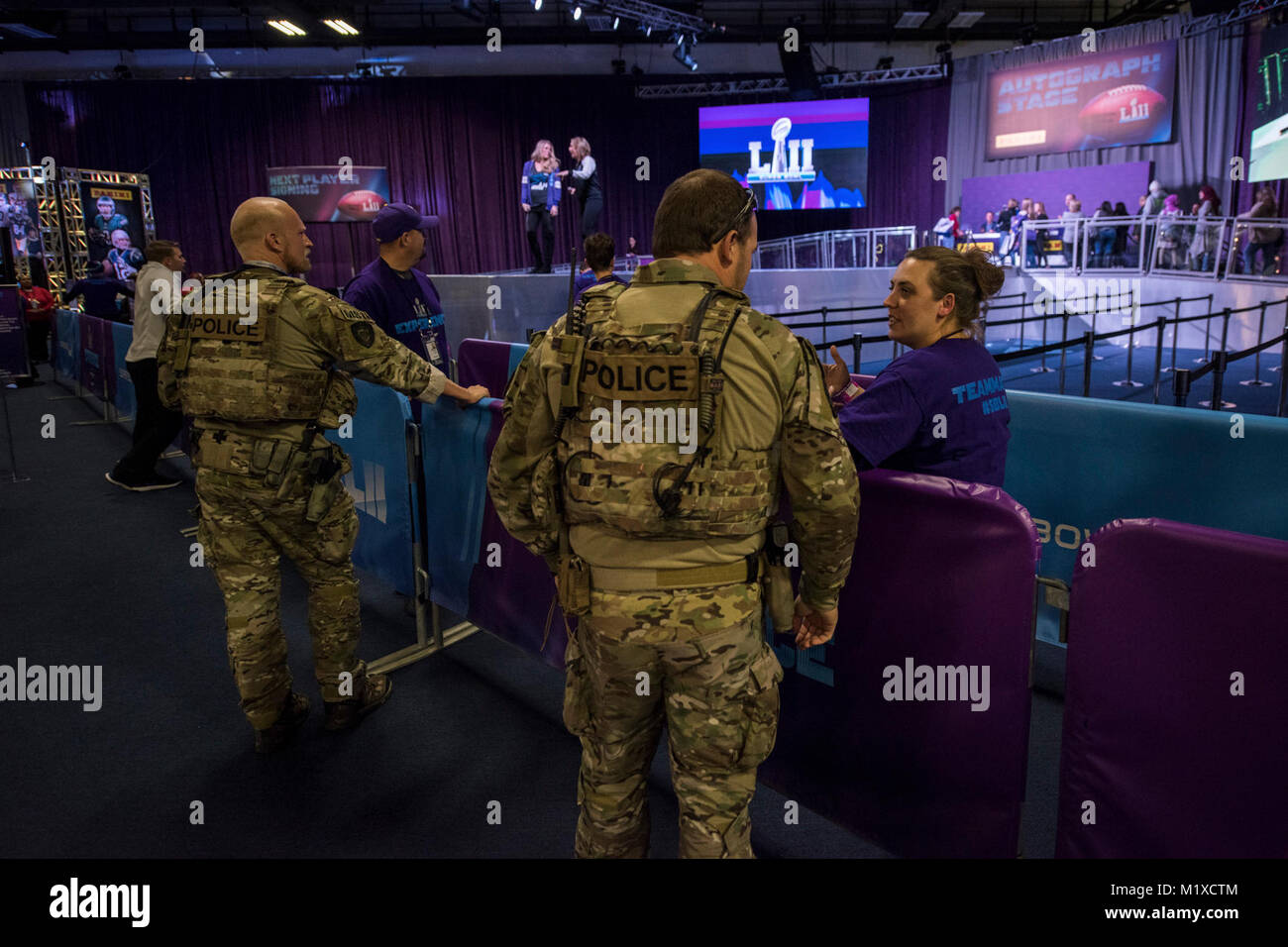 Super bowl event safety hi-res stock photography and images - Alamy