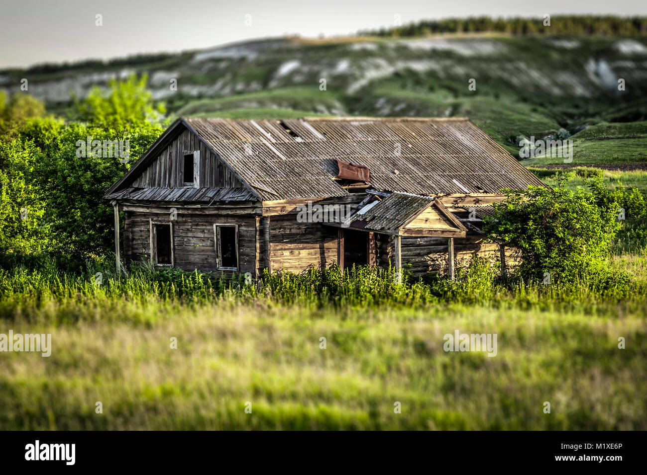 Old run down shack on hi-res stock photography and images - Alamy