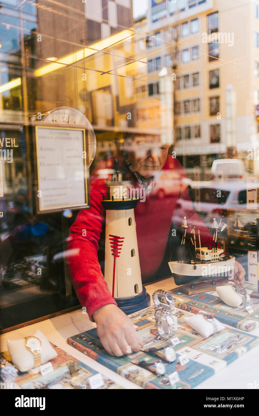 Business man window shopping reflection hi-res stock photography and ...