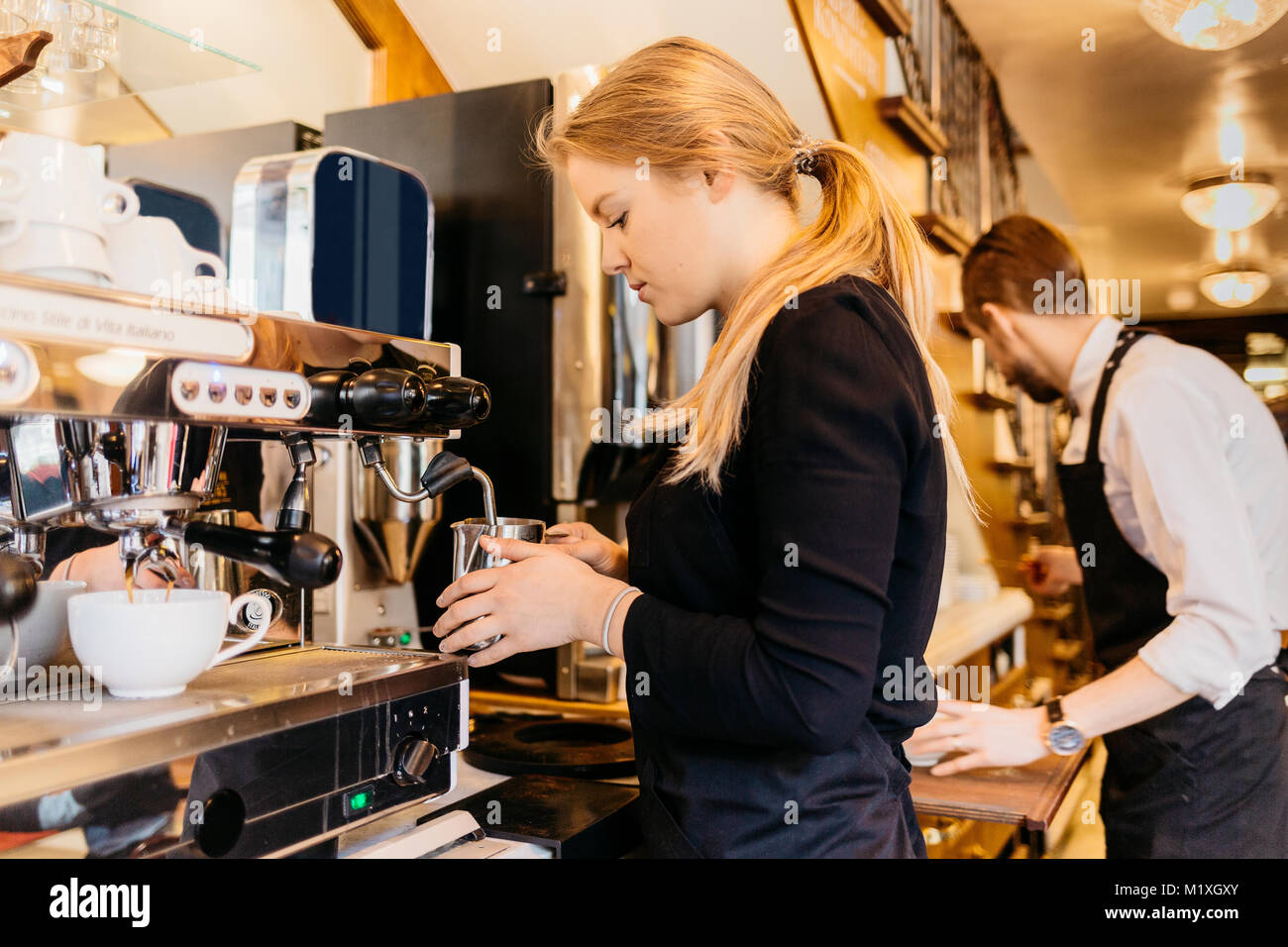 Waiters uniform hi-res stock photography and images - Alamy