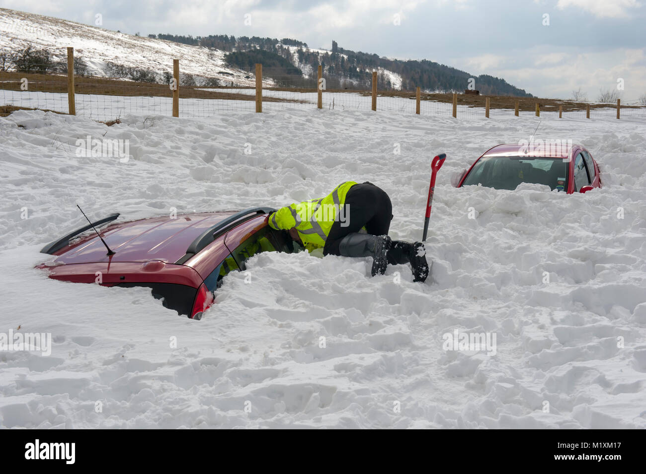 Snow drifts cars trapped Lancashire England Uk Stock Photo - Alamy