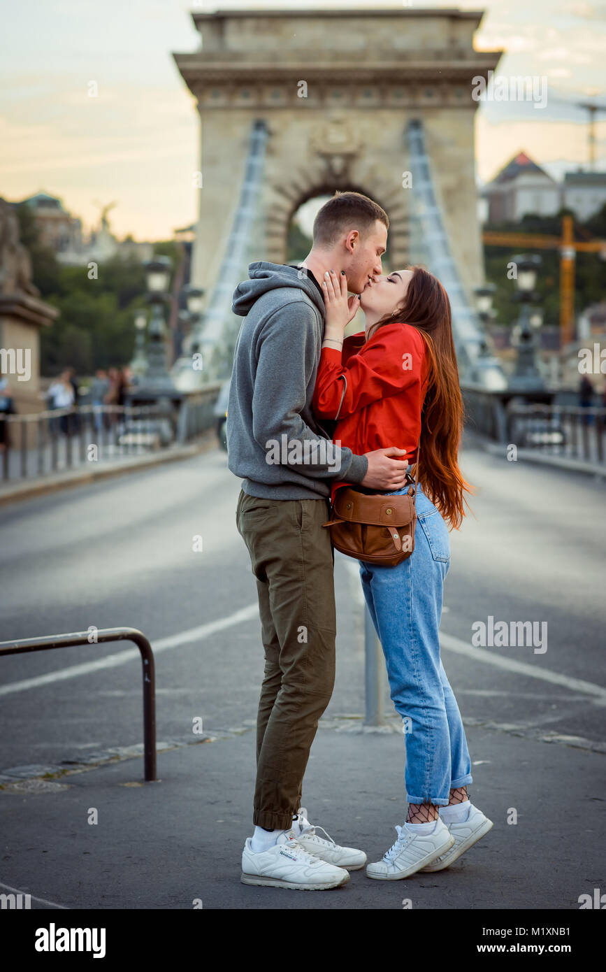 Couple kissing budapest hi-res stock photography and images - Alamy