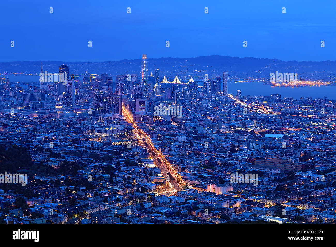 A Night view of San Francisco skyline Stock Photo - Alamy
