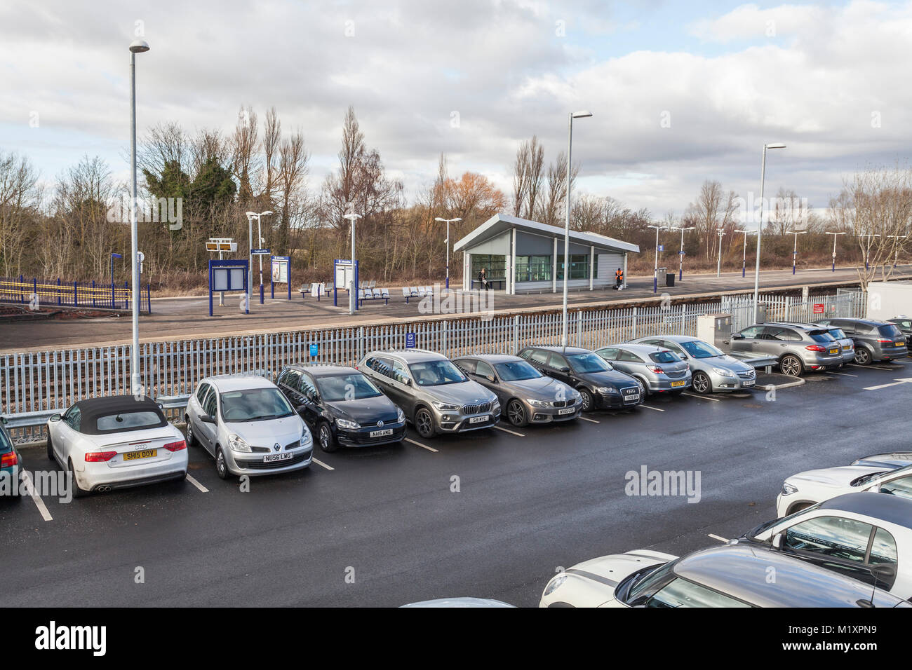 Train station parking uk hi-res stock photography and images - Alamy
