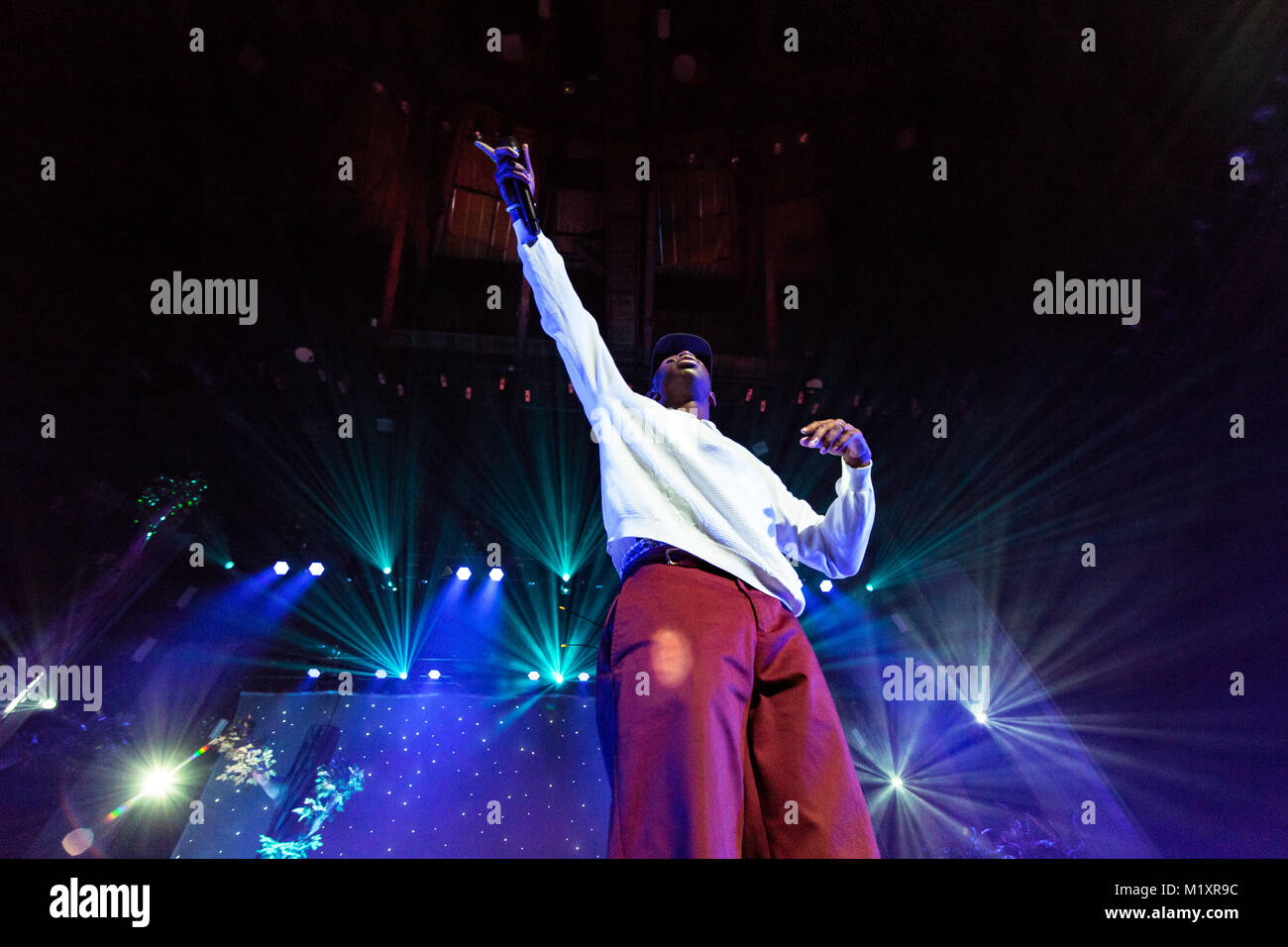 African american boy golf hi-res stock photography and images - Alamy