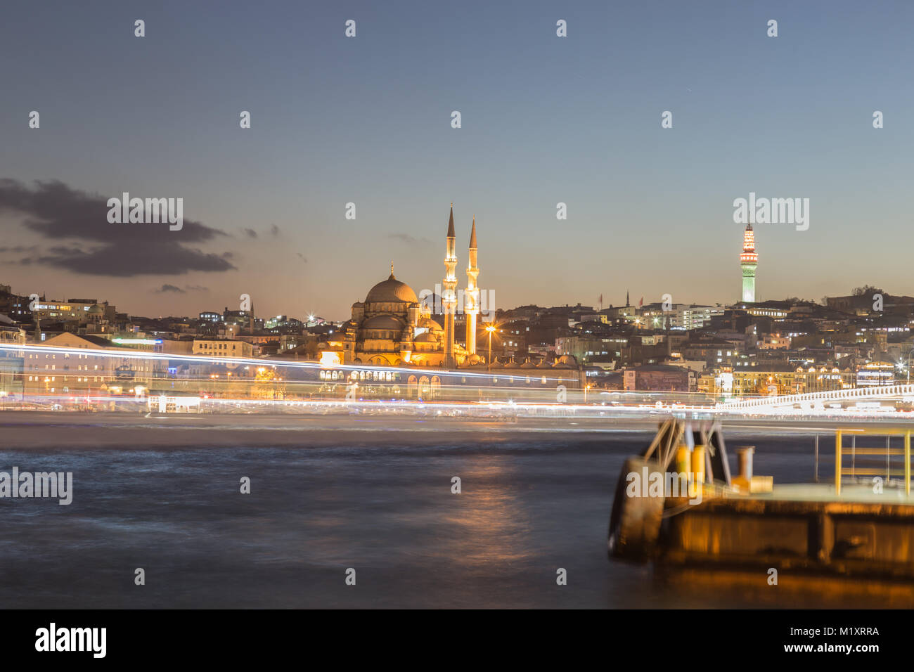 City of istanbul skyline 2015 hi-res stock photography and images - Alamy