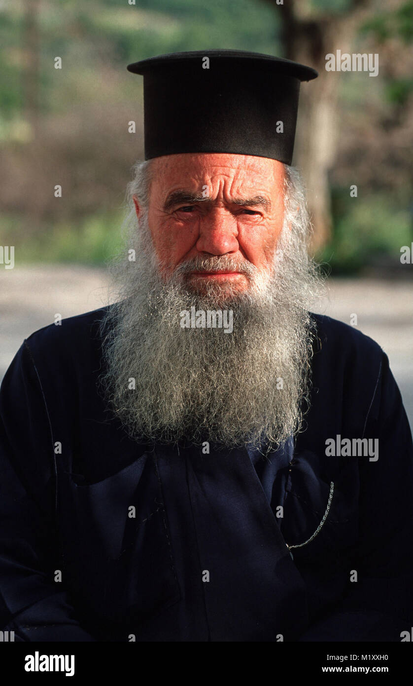 Korfu griechenland pope hi-res stock photography and images - Alamy