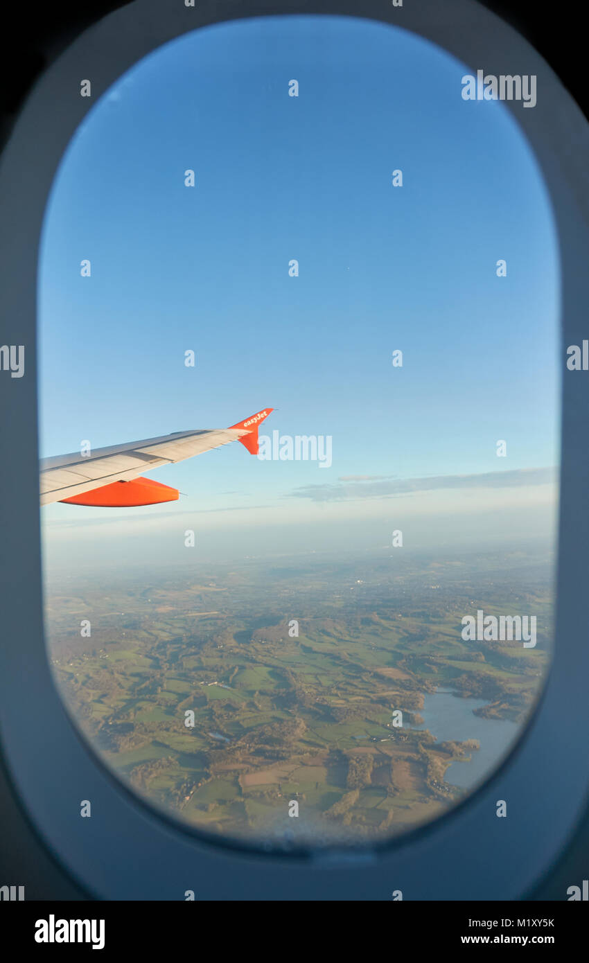 Aeroplane wing inside aeroplane hi-res stock photography and images - Alamy