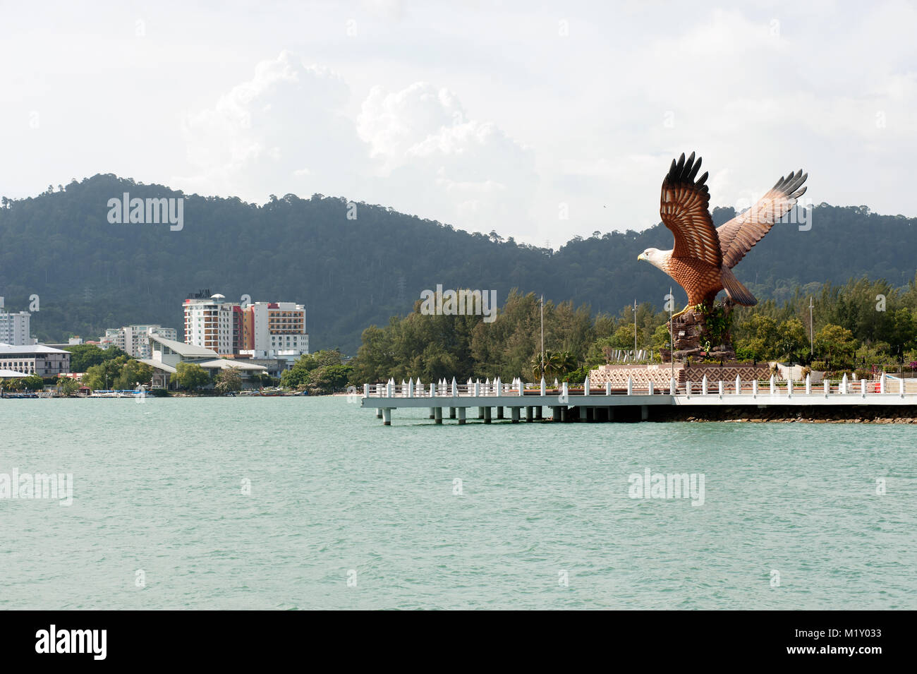 Eagle statue langkawi malaysia High Resolution Stock Photography and ...