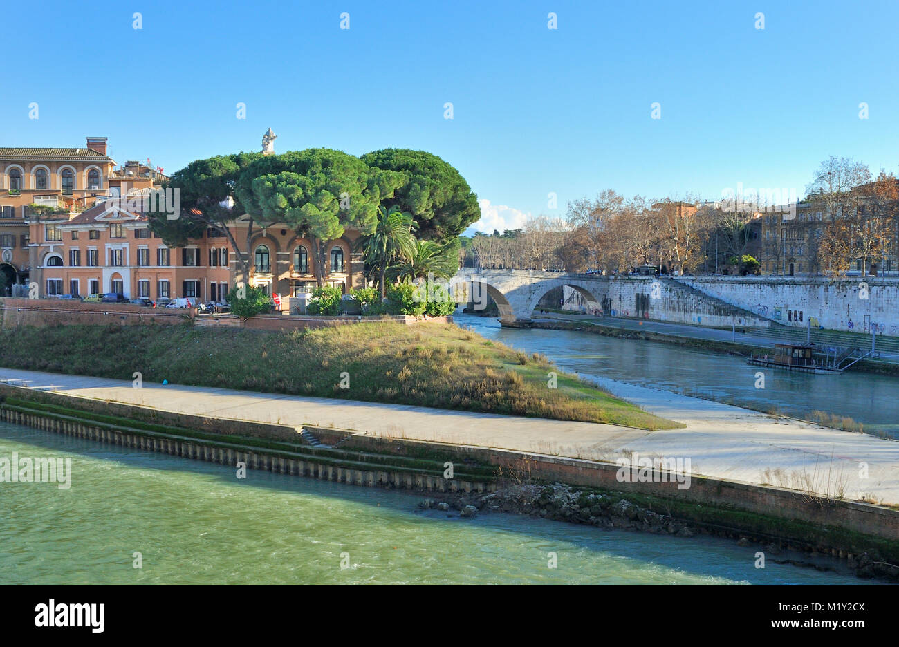 Tiber island hi-res stock photography and images - Alamy