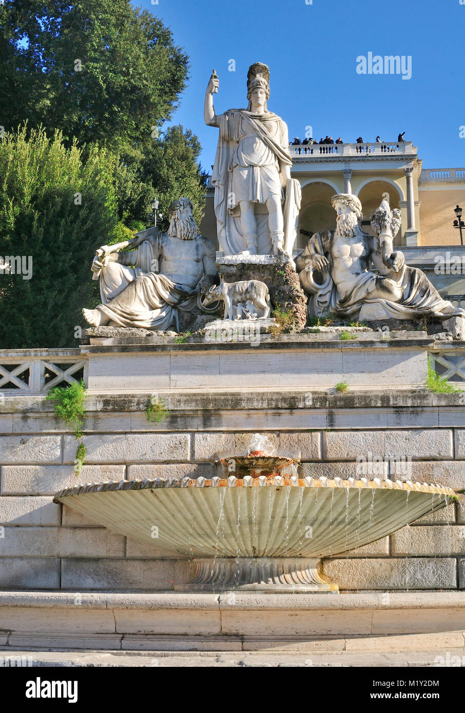 The fountain of the Goddess Roma in Piazza del Popolo, Rome Stock Photo ...