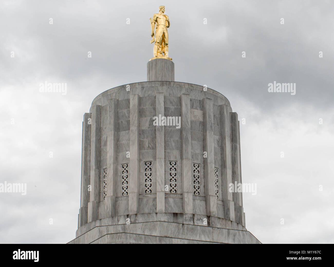 Oregon State Capitol Building in Salem Stock Photo - Alamy