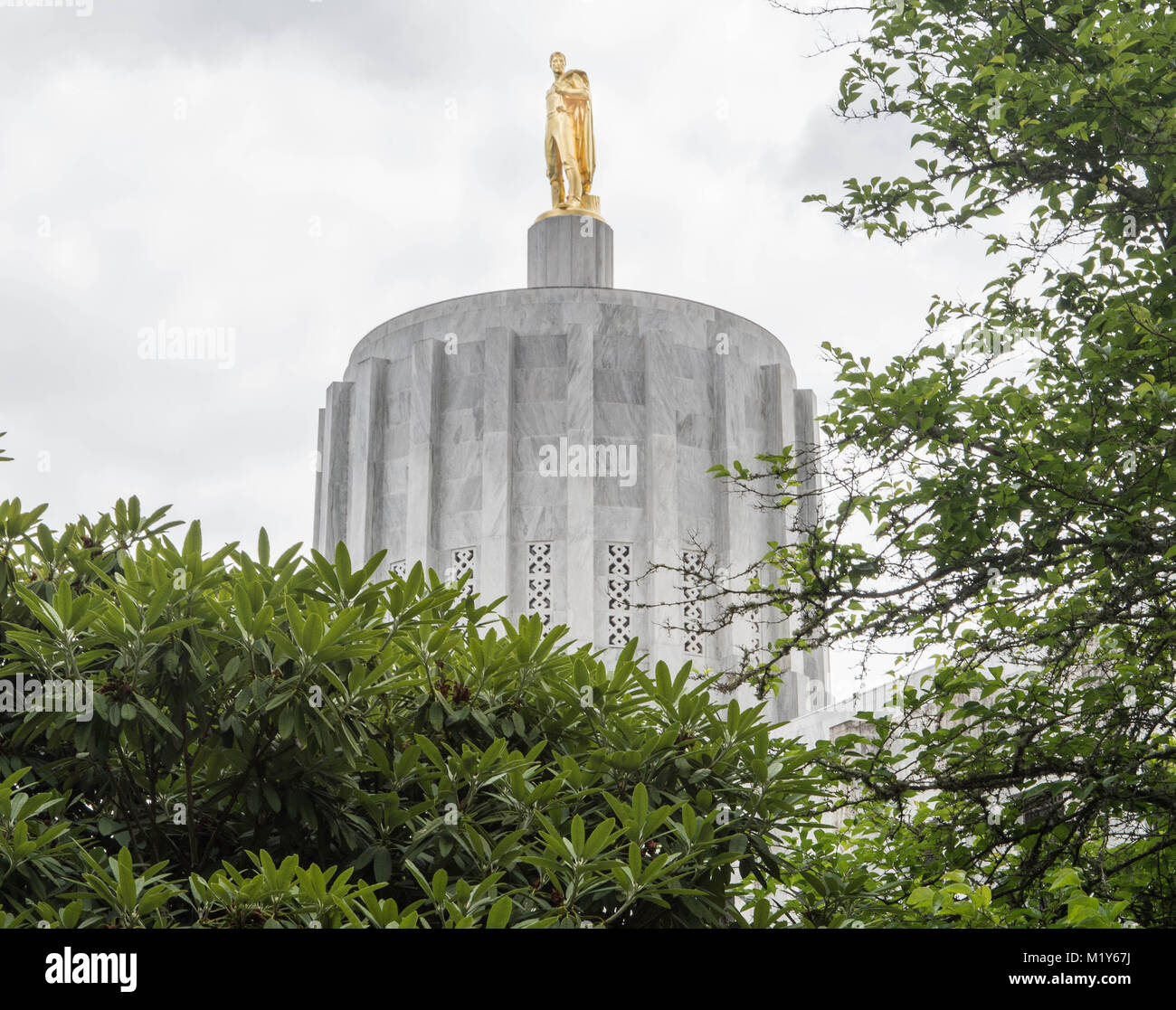 Oregon State Capitol Building in Salem Stock Photo - Alamy