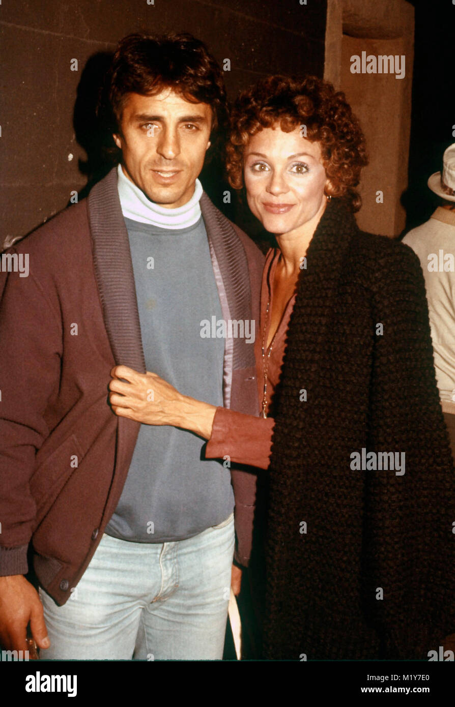 Merv griffin show merv griffin hi-res stock photography and images - Alamy