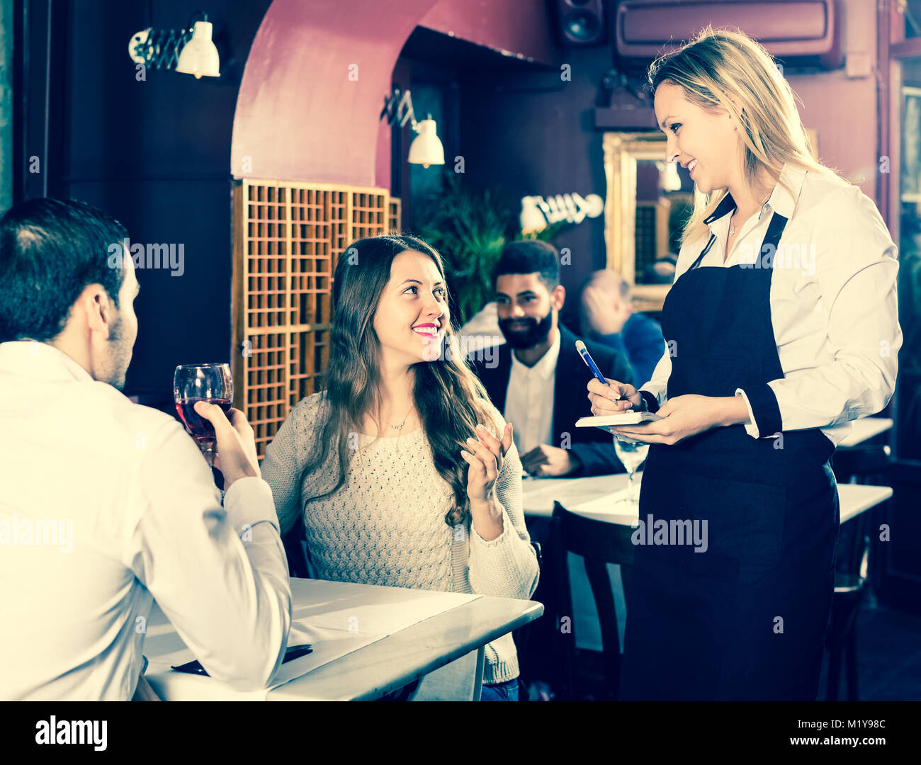 Middle class family dinner hi-res stock photography and images - Alamy