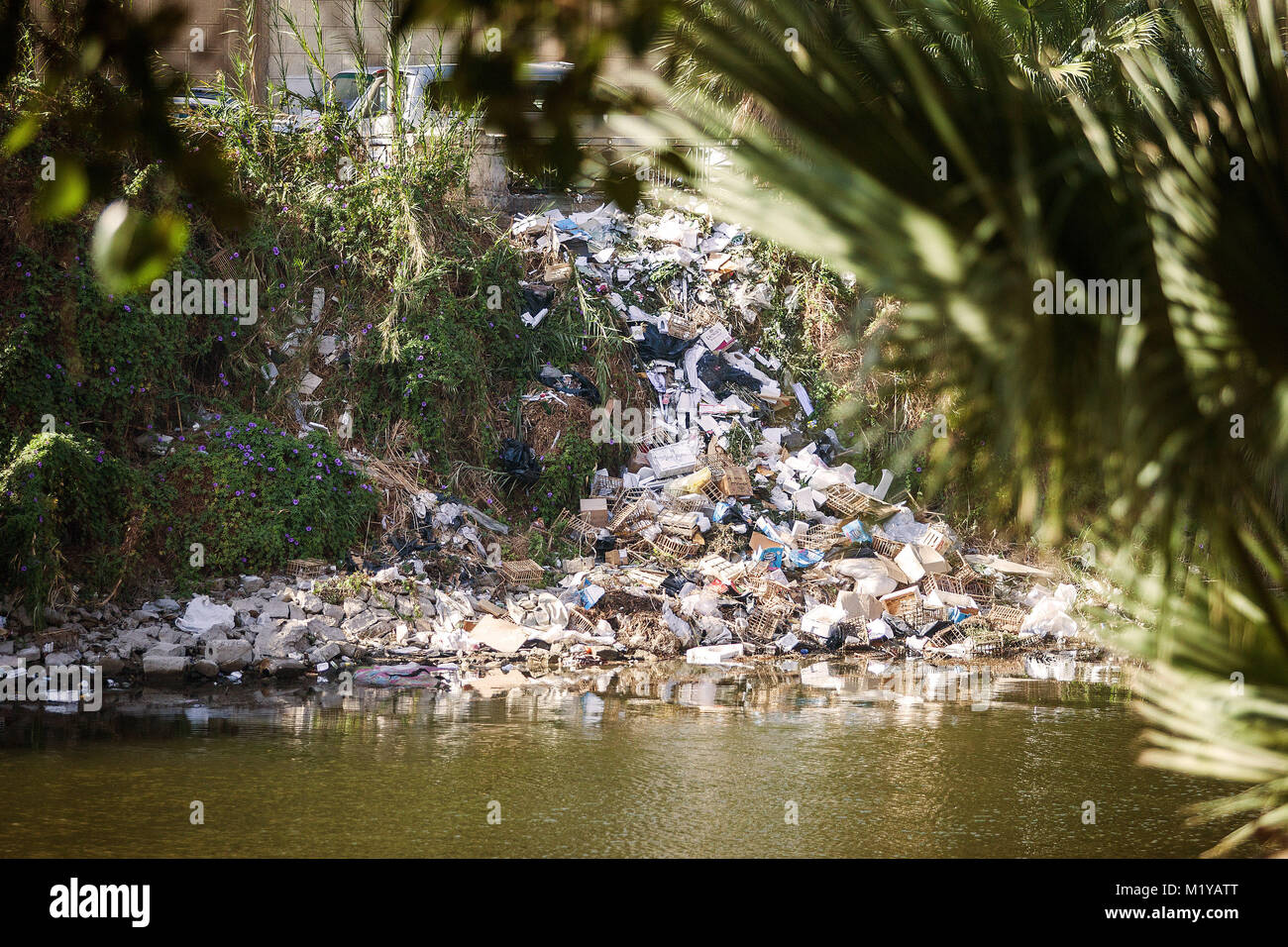 Ecological disaster hi-res stock photography and images - Alamy