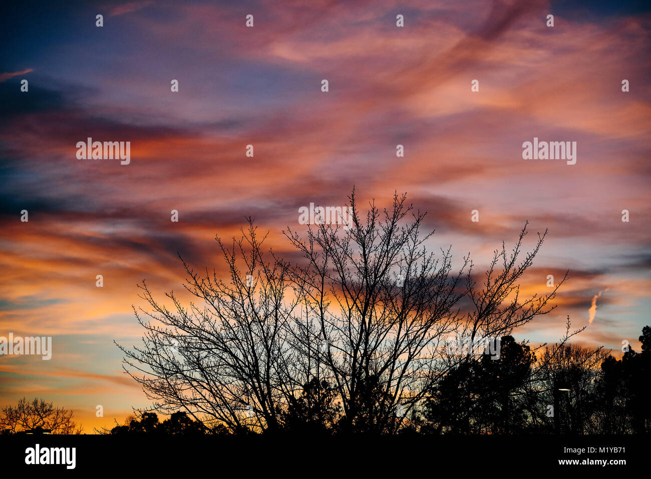 Colors of sunset hi-res stock photography and images - Alamy