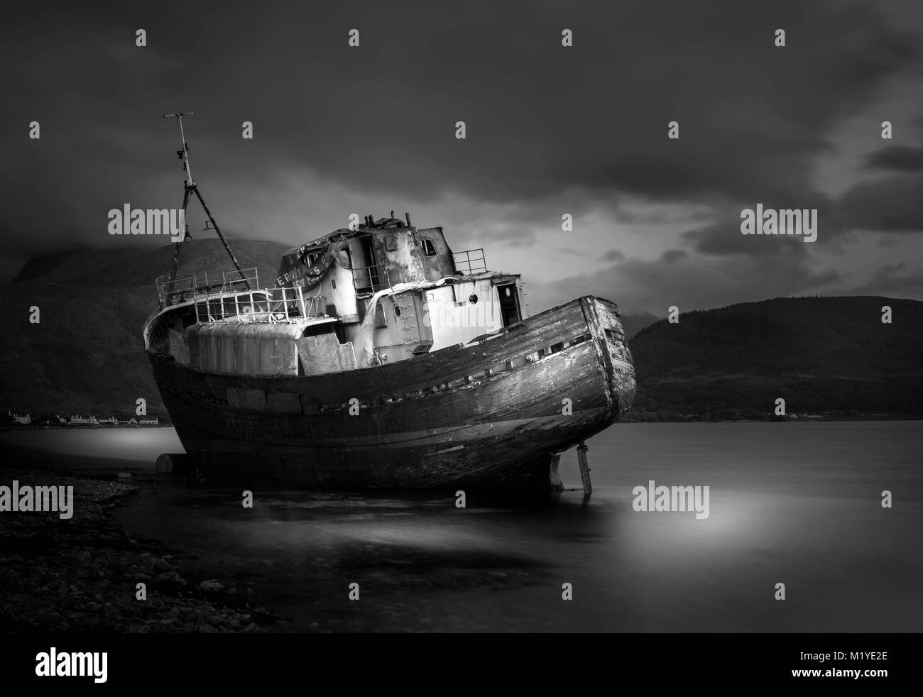 Corpach Boat Wreck Stock Photo - Alamy