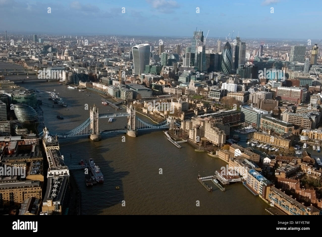 London bridges aerial hi-res stock photography and images - Alamy