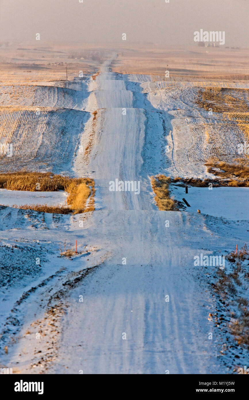 Saskatchewan winter sun hi-res stock photography and images - Alamy