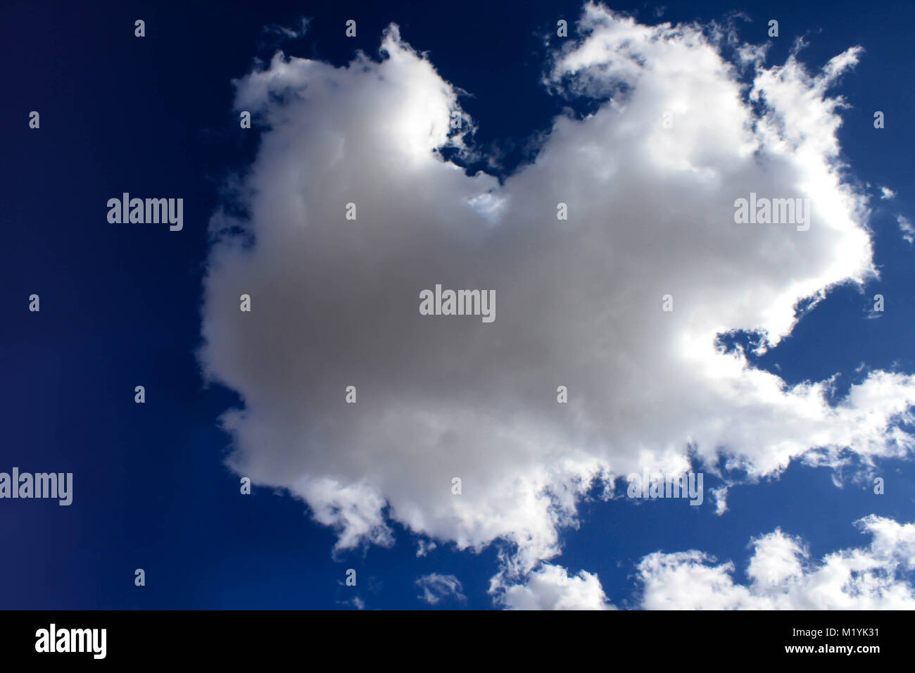 Cumulus cloud shapes hi-res stock photography and images - Alamy
