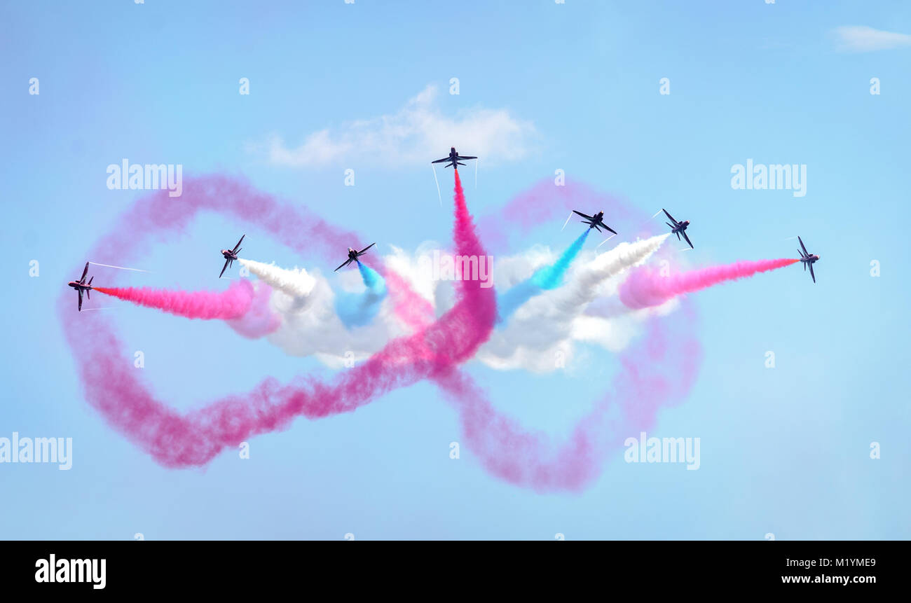 The Red Arrows display Stock Photo - Alamy
