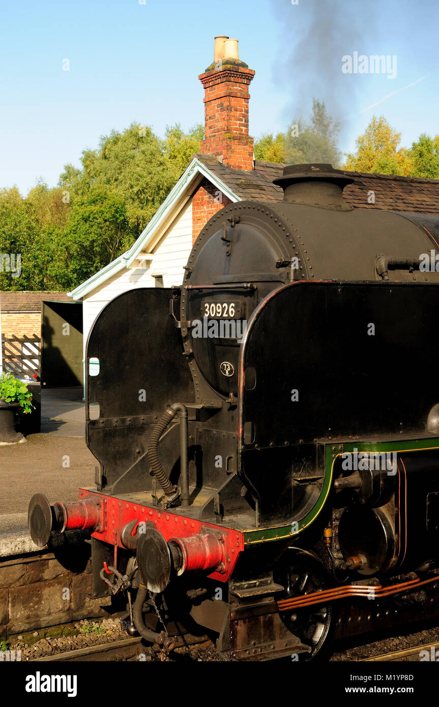 Schools class locomotive hi-res stock photography and images - Alamy